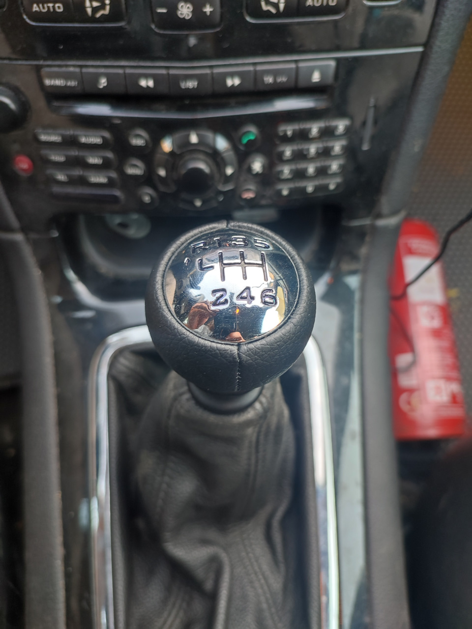 Заменил ручку кулисы на Пежо 607 — Peugeot 607, 2,2 л, 2007 года ...