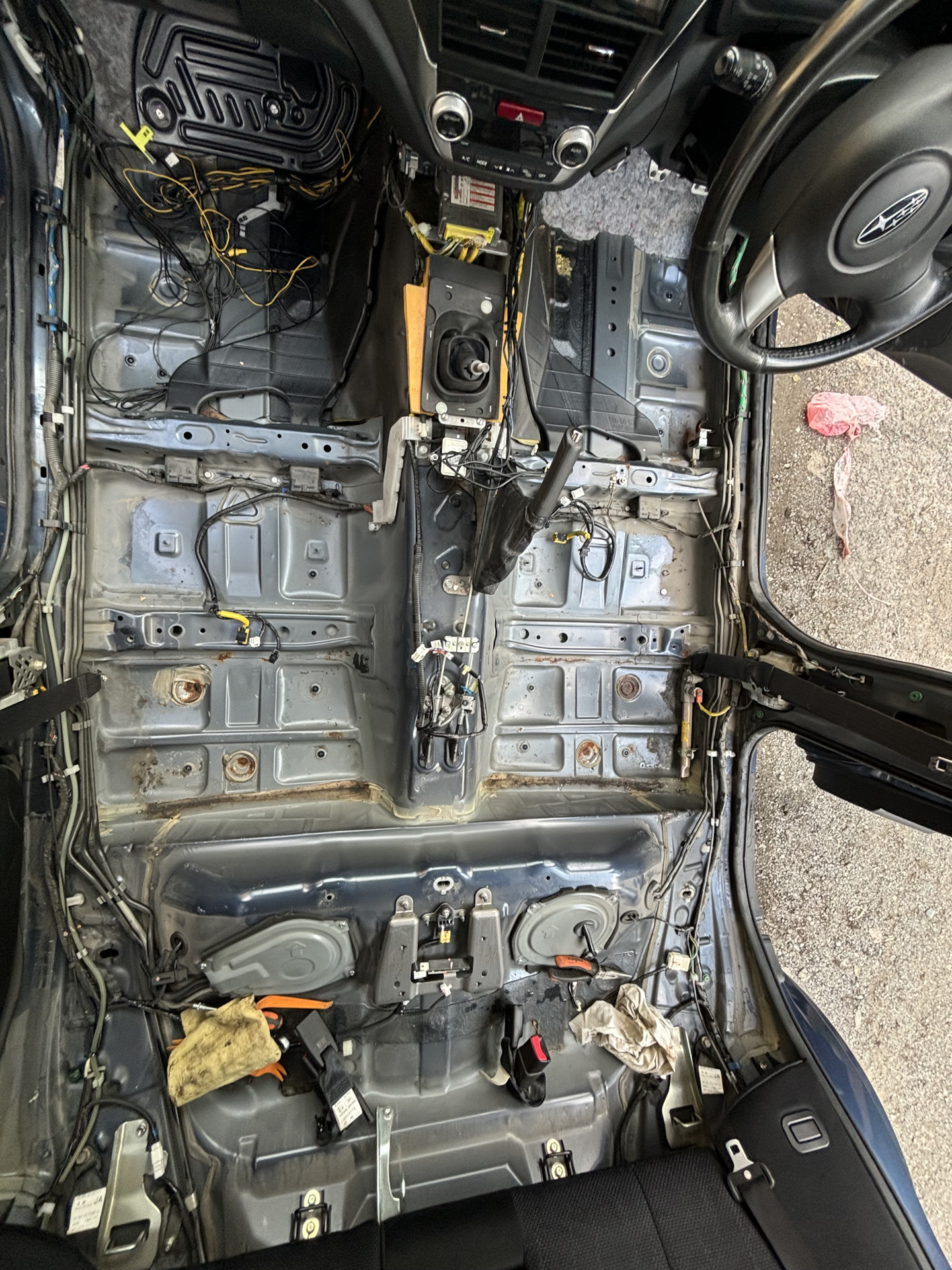 Покраска пола и по мелочи — Subaru Forester (SH), 2 л, 2011 года ...