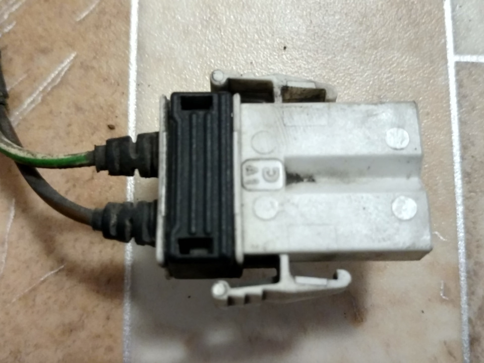 61131378401 Разъем BMW | Запчасти на DRIVE2