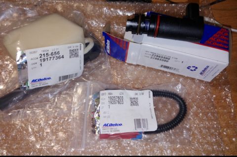 22865590 Клапан вентиляции паров бензина GM | Запчасти на DRIVE2