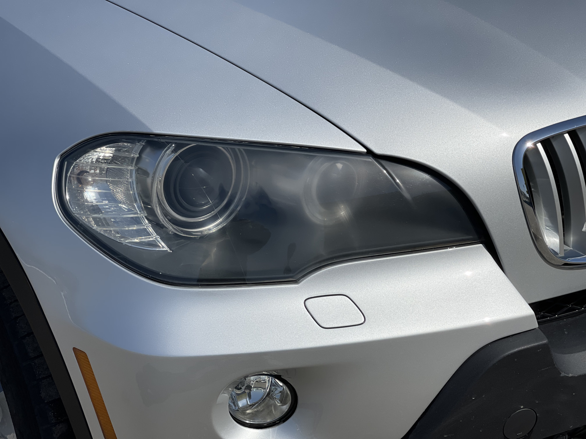 Запотевание из-за ксенона — BMW X5 (E70), 4,8 л., 2008 года | наблюдение | DRIVE2