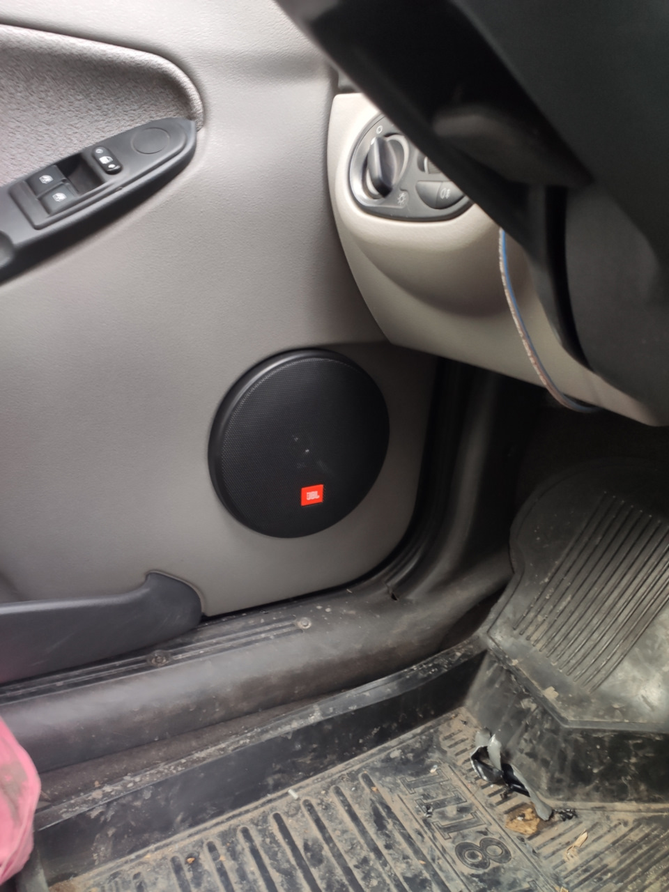 16 динамики в дверки — Lada Калина Хэтчбек (1G), 1,6 л, 2011 года | автозвук | DRIVE2