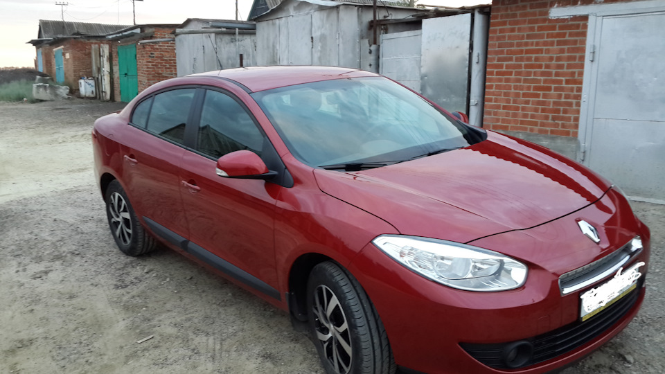 Renault Fluence 1.6 бензиновый 2012 | на DRIVE2