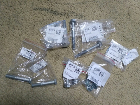 WHT000228 БОЛТ С ЭКСЦЕНТРИКОМ РЕМКОМПЛЕКТ. VAG | Запчасти на DRIVE2