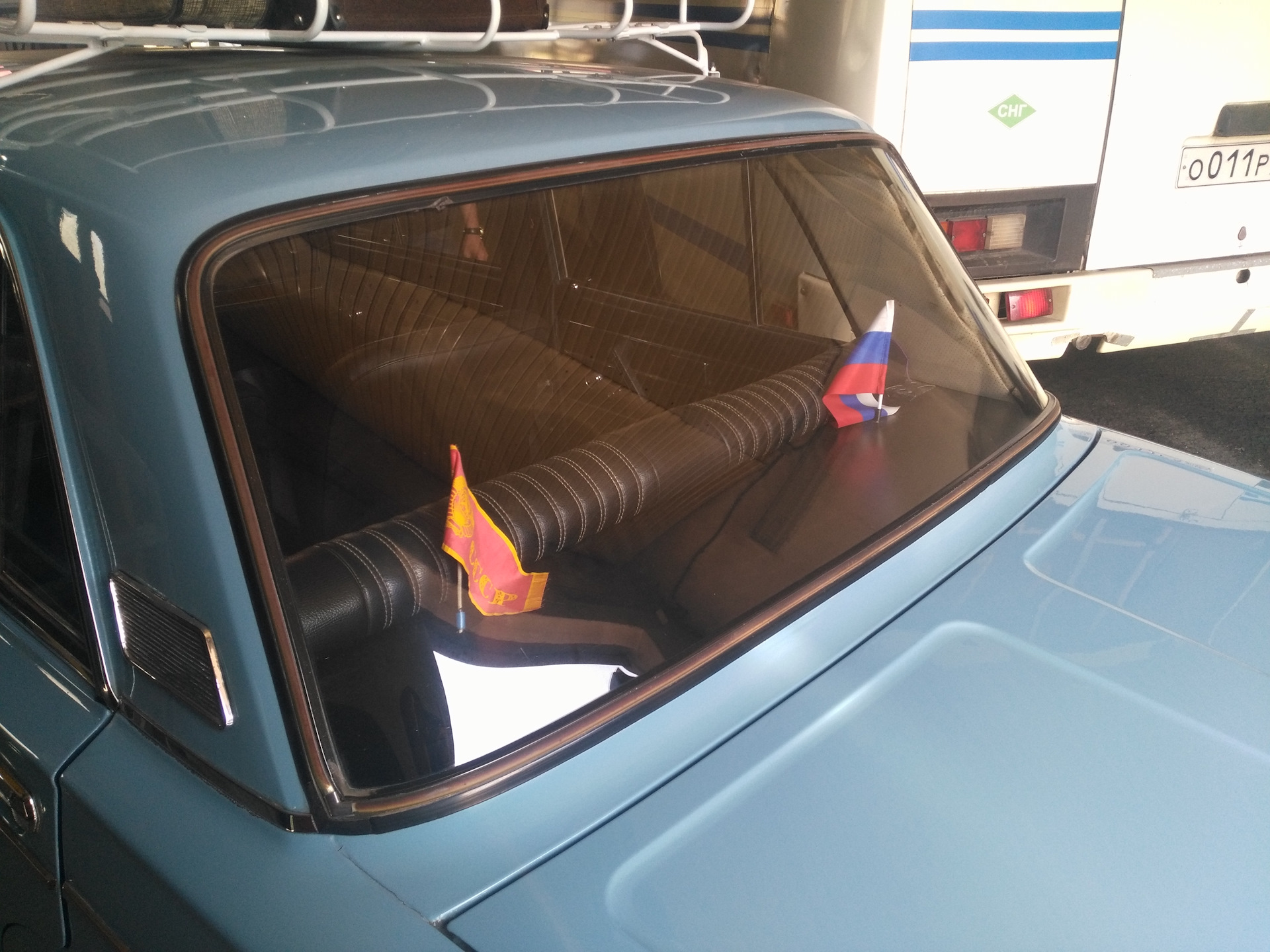 Замена замка (клин) лобового стекла — Lada 2103, 1,5 л, 1974 года ...