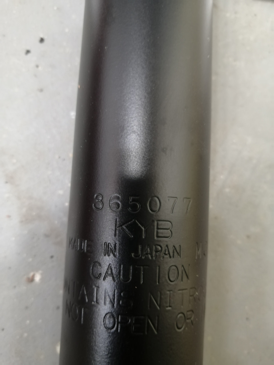 Размеры амортизатора KYB Excel-G 365077 для ремонта винтов MTS- technik ...