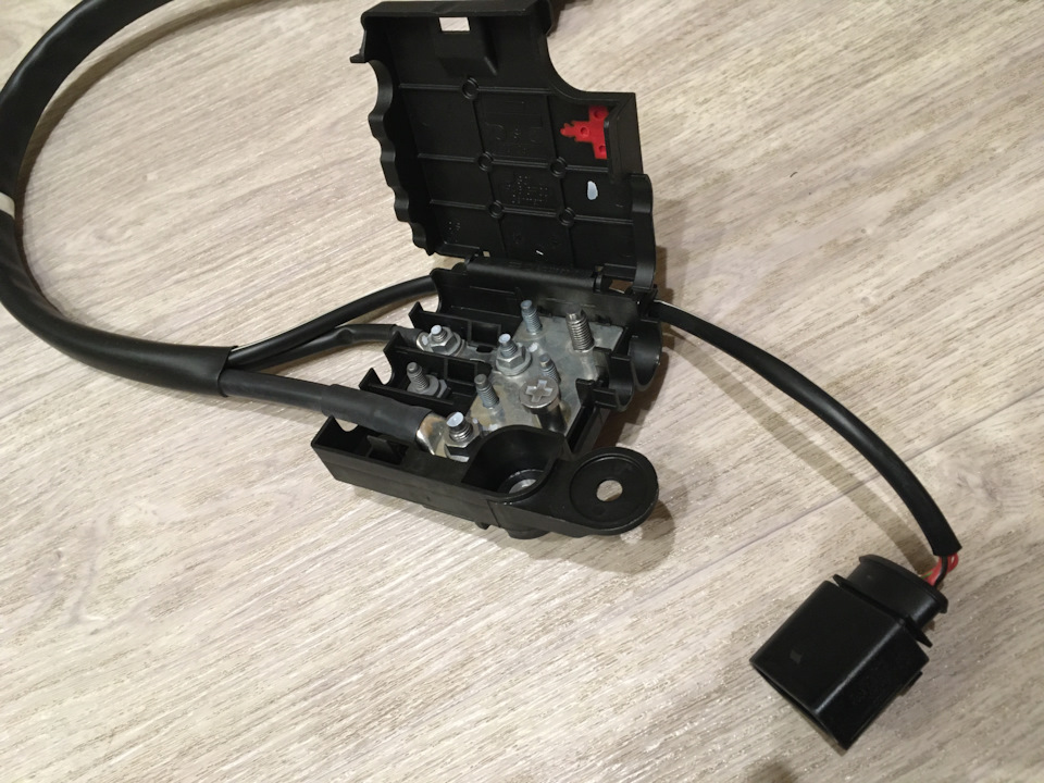 Замена силового жгута проводов для стартера и генератора 8K0971228C ...