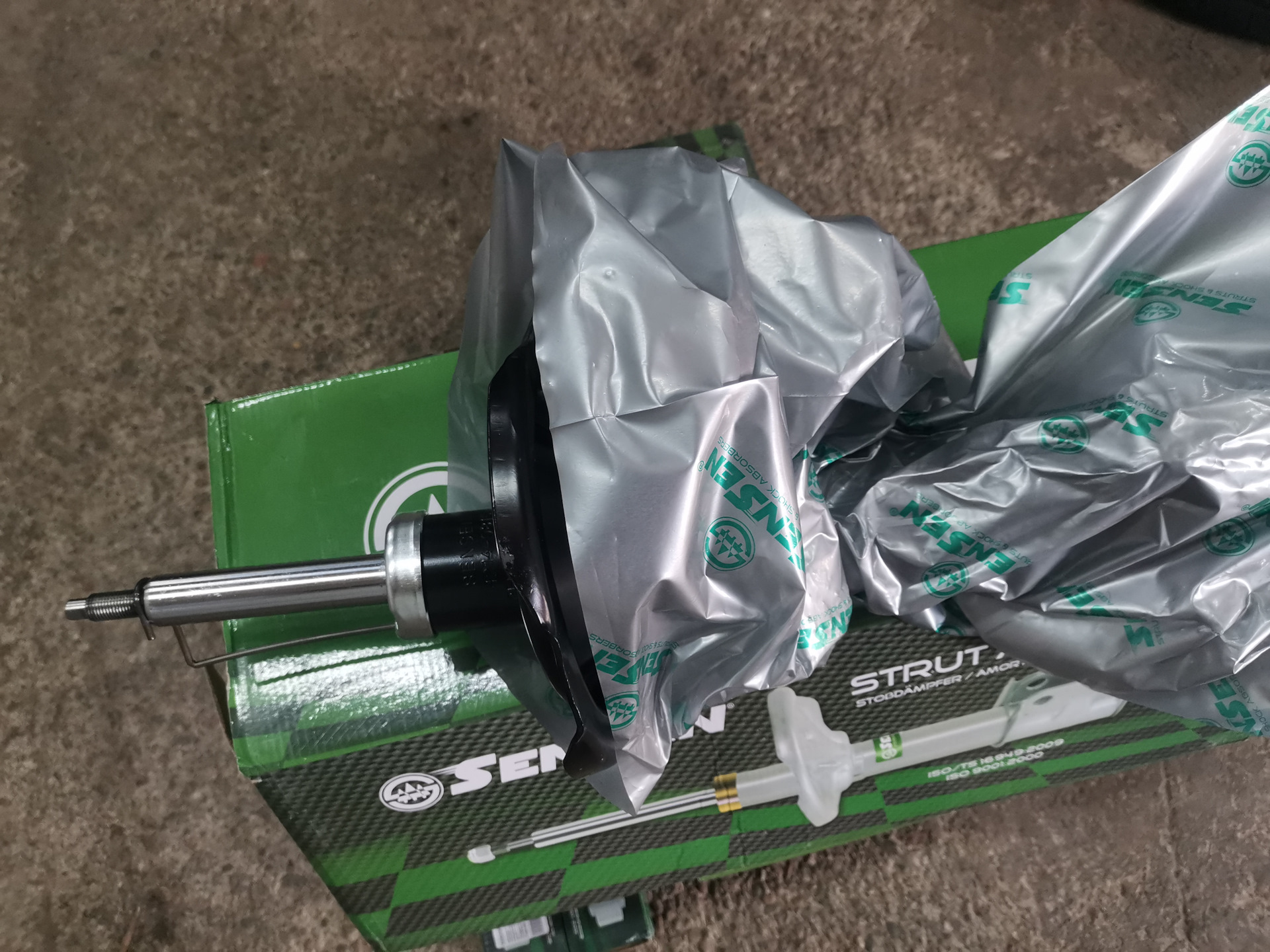 Замена амортизаторов и передних тормозных дисков. — Mitsubishi ...