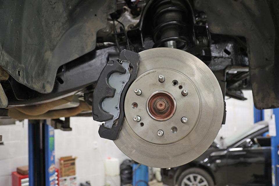 10.Собираем тормоза — Cadillac Escalade (3G), 6,2 л, 2008 года | визит ...