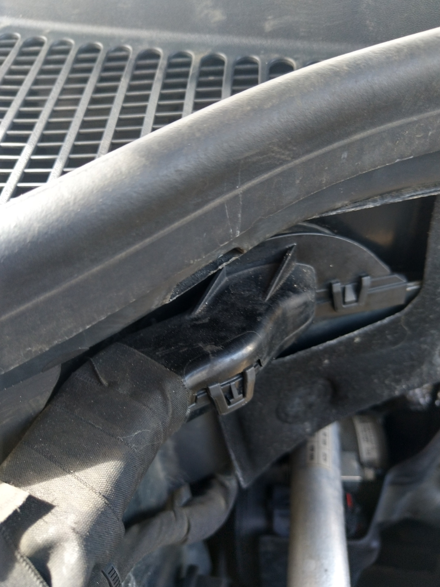 Клипсы … — Skoda Octavia A7 Mk3, 1,4 л, 2013 года | запчасти | DRIVE2