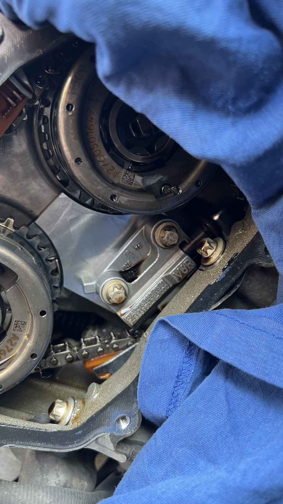 Замена цепей ГРМ, обратных клапанов и натяжителей на m276 — Mercedes ...