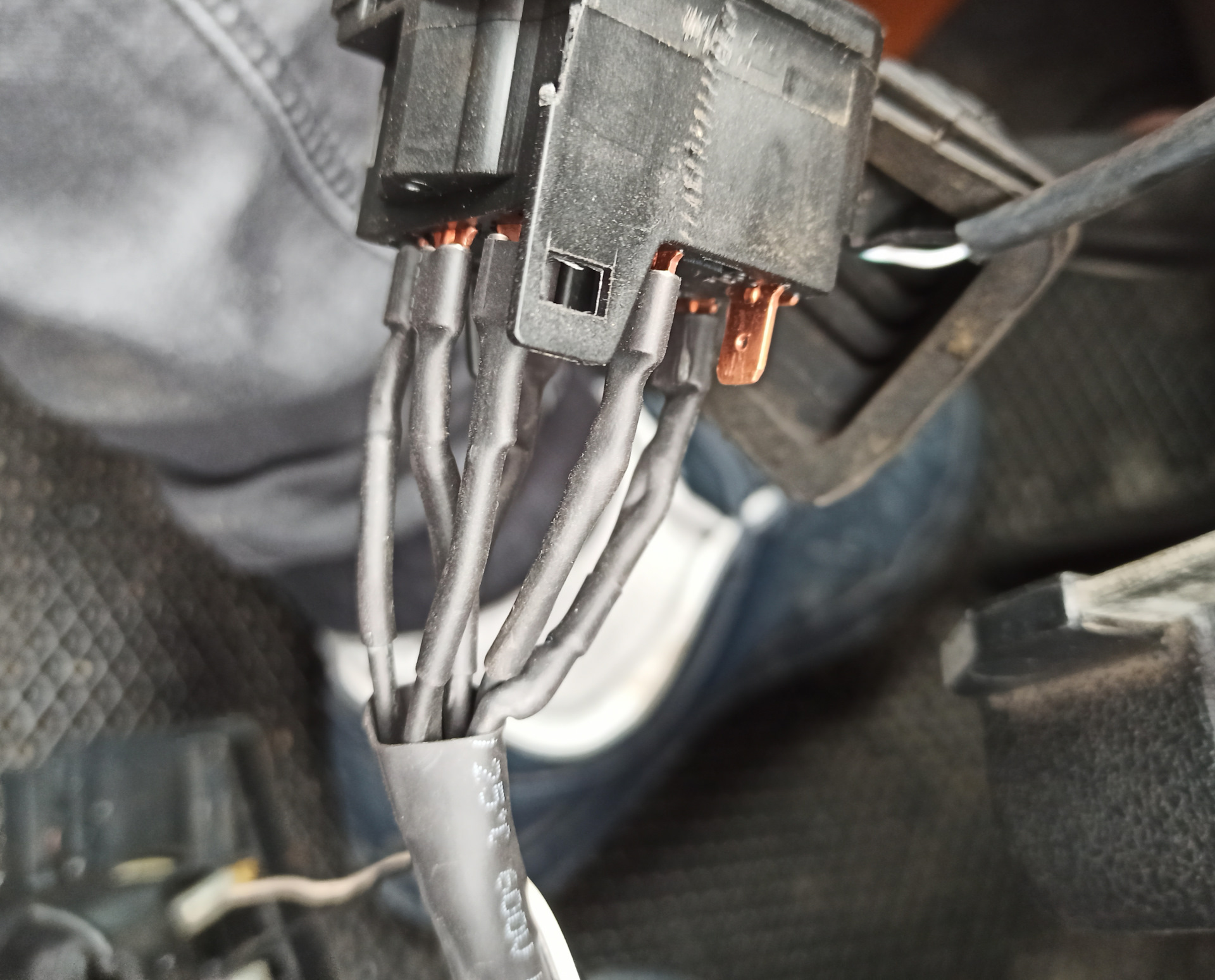 Подключение и установка подрулевых переключателей Daewoo nexia на ваз ...