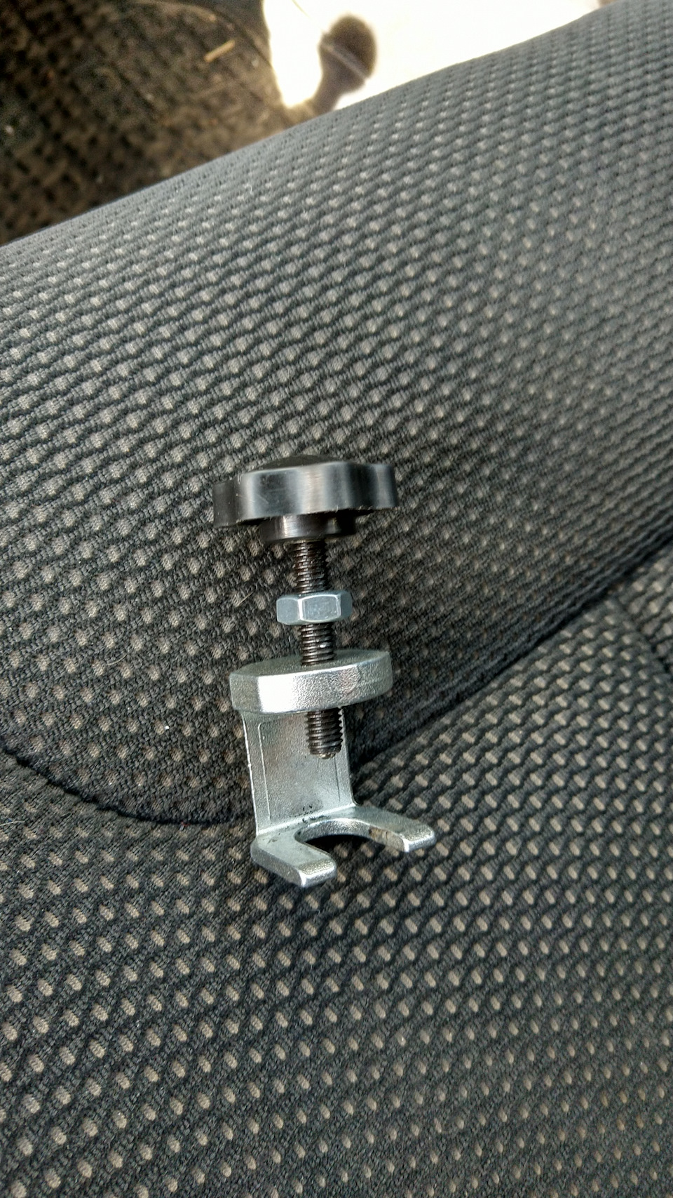 Замена жабо — Volkswagen Passat B6, 2 л, 2005 года | запчасти | DRIVE2