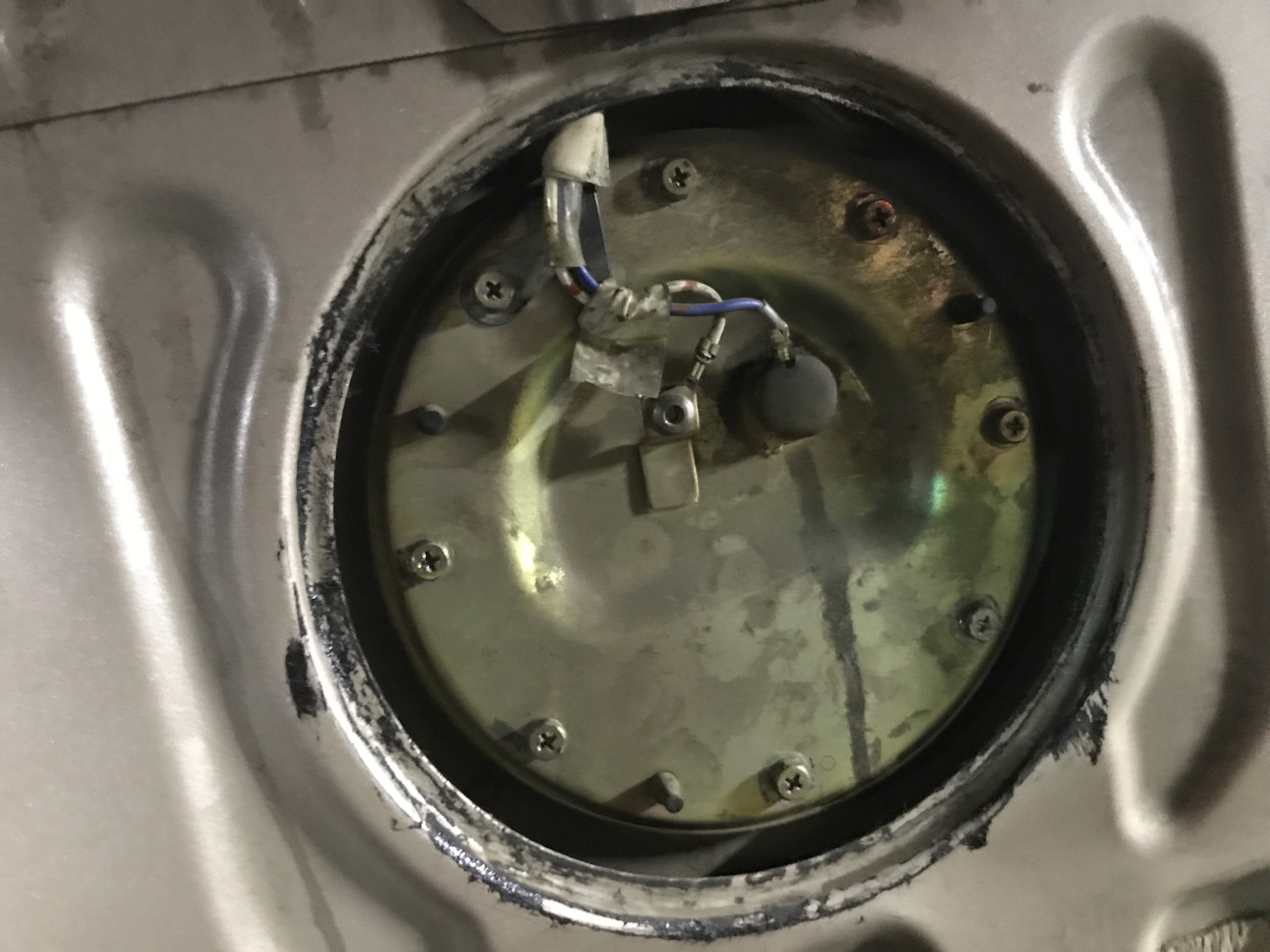 Новые топливные фильтры — Lexus LS (UCF20), 4 л, 1997 года | плановое ...