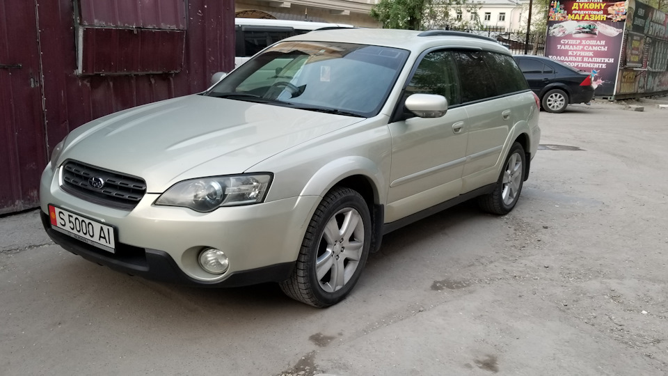 Subaru Outback (BP) 2.5 бензиновый 2004 | 2.5, фисташка на DRIVE2