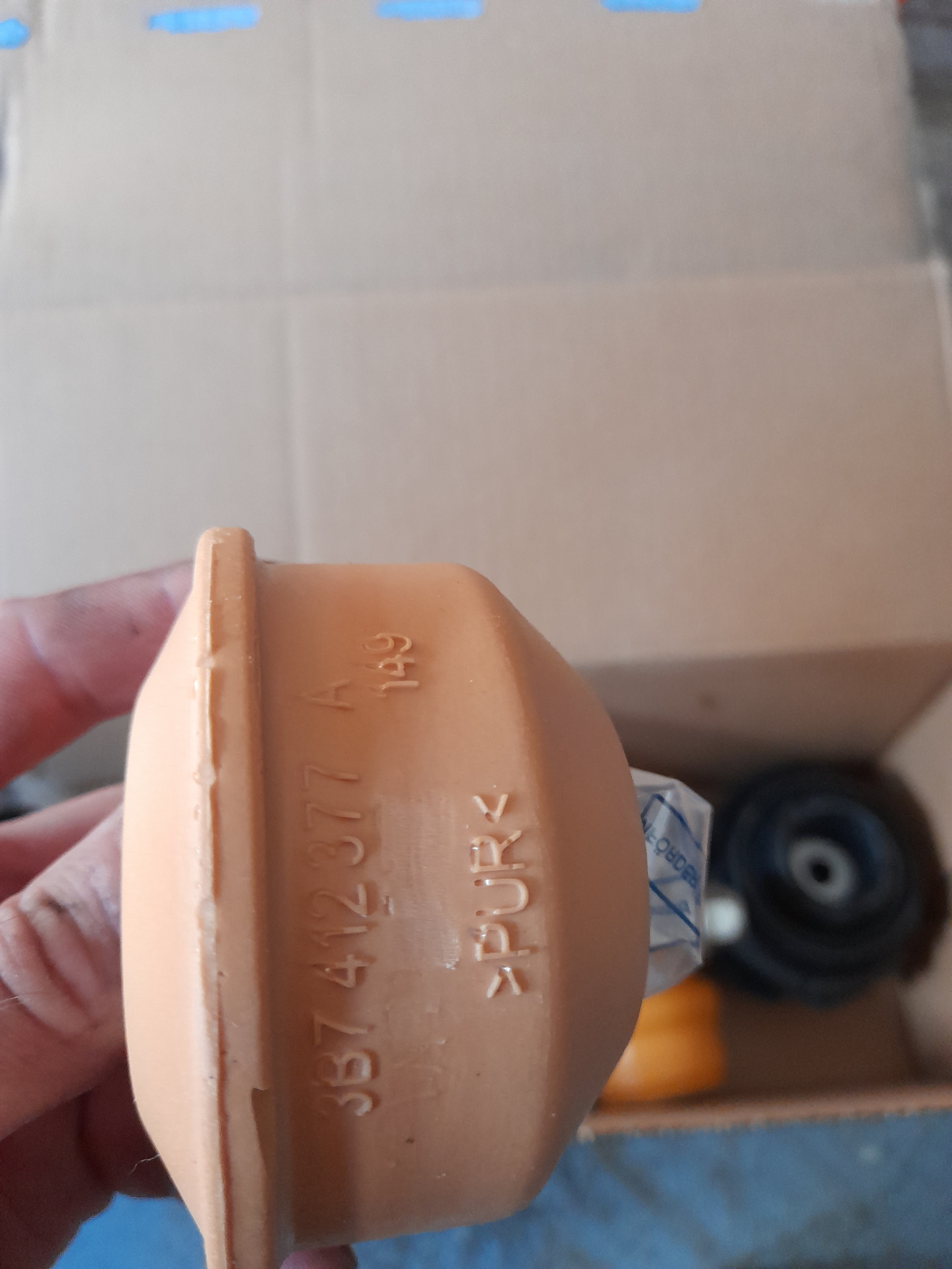 Замена передних стоек) — Volkswagen Passat B5, 1,8 л, 2004 года ...