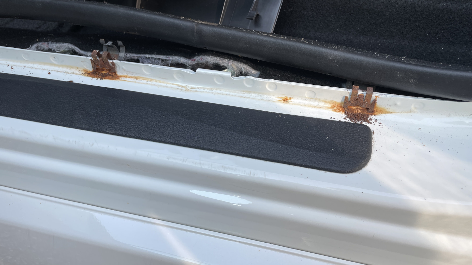 Ржавчина — Nissan Leaf (2G), 2018 года | поломка | DRIVE2