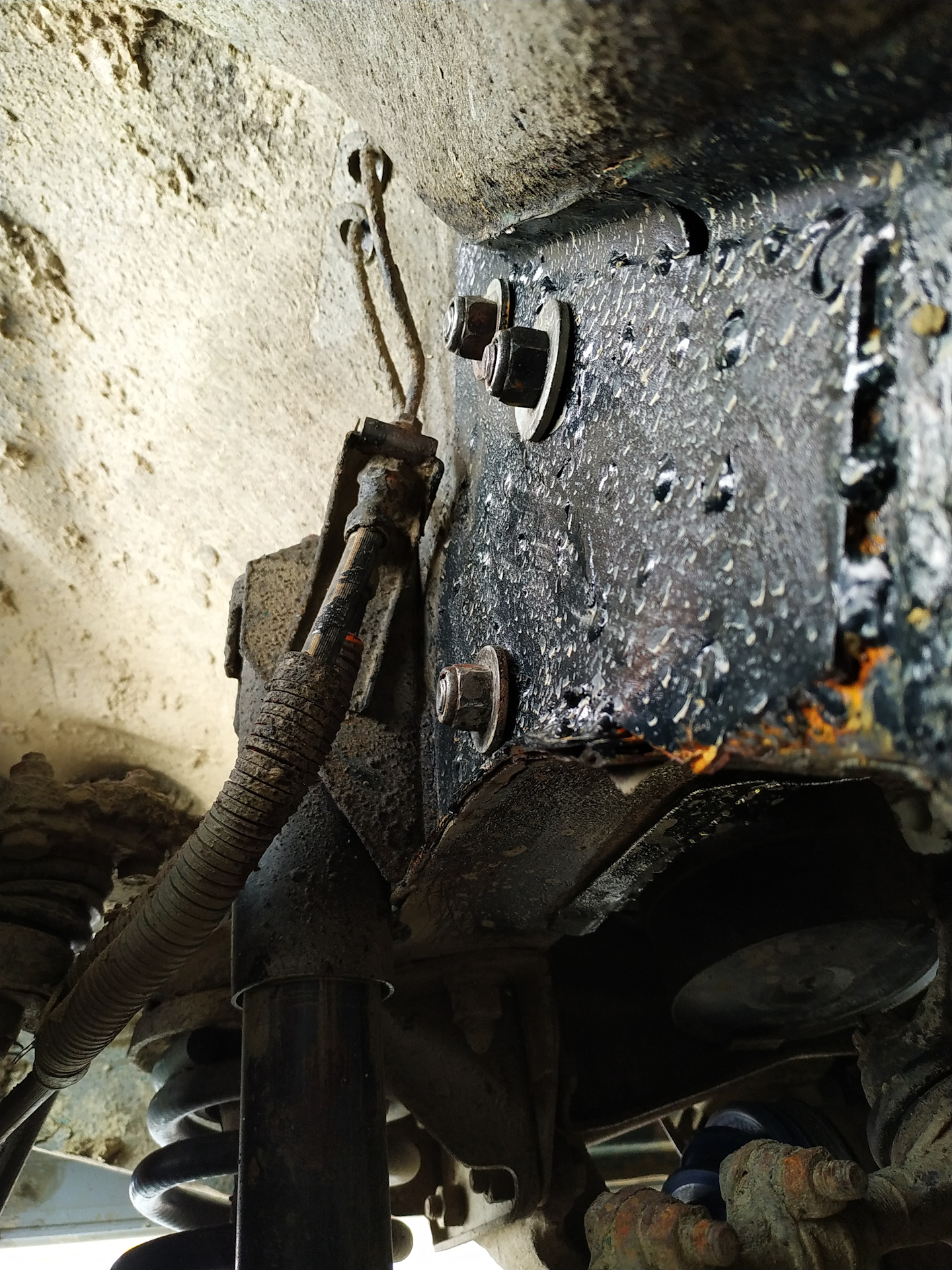 Крепление рулевой колонки . — Lada 4x4 3D, 1,7 л, 2011 года | поломка ...