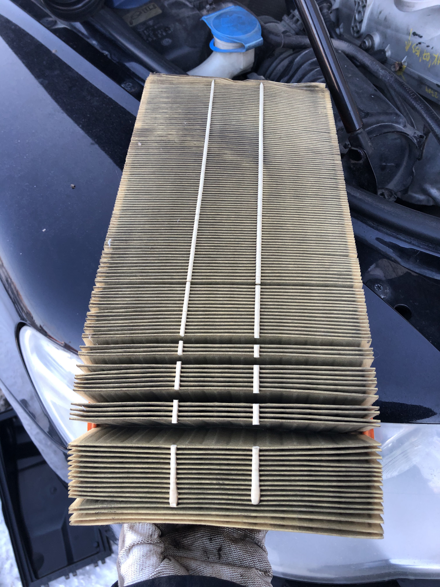 15. Замена вакуумного насоса и короба воздушного фильтра. Туарег 1 ...