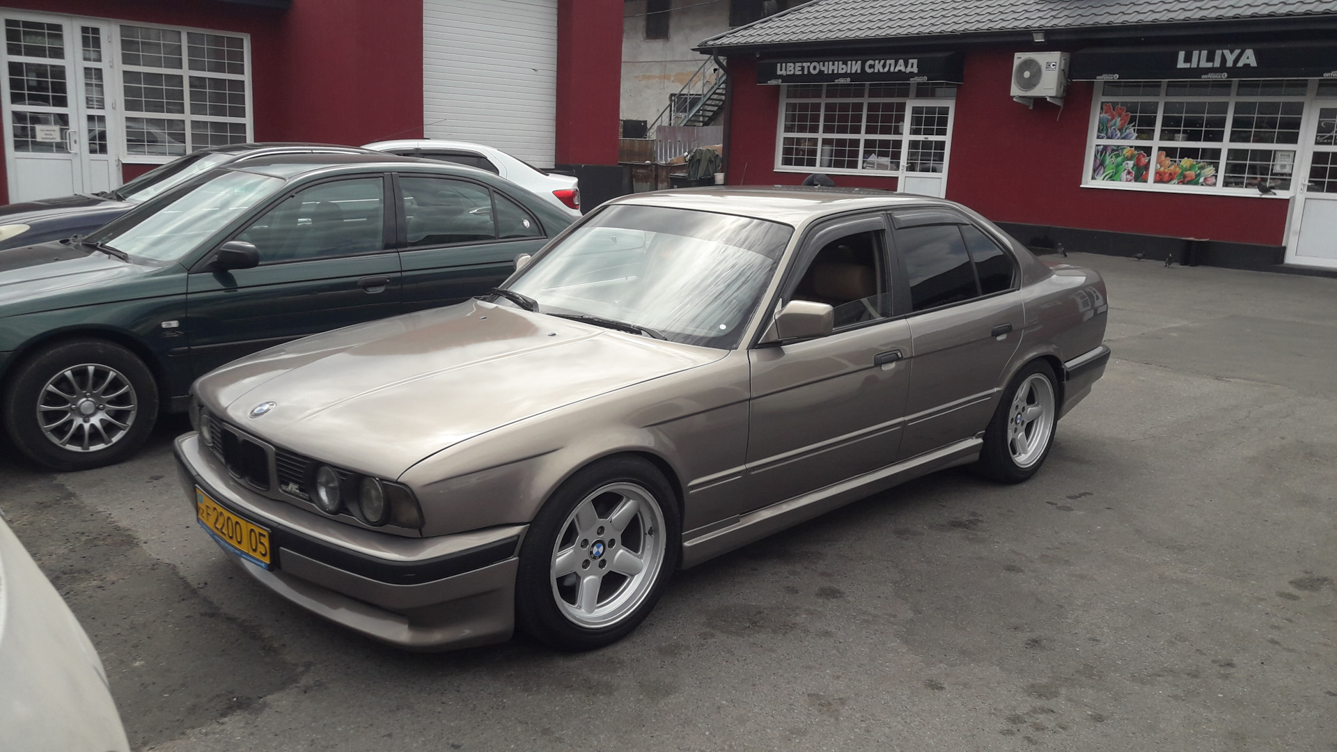 BMW 5 series (E34) 2.5 бензиновый 1990 | Kalahari Beige Metallik на DRIVE2