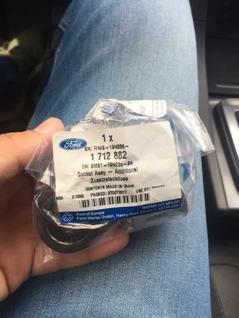 1712882 Дополнительная розетка Ford | Запчасти на DRIVE2