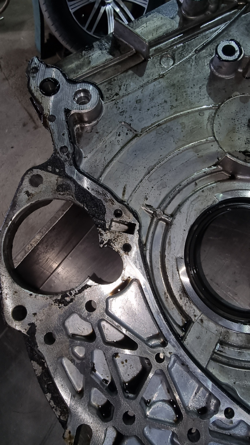 Финал вскрытия мотора — Volkswagen Touareg (2G), 3 л, 2012 года ...