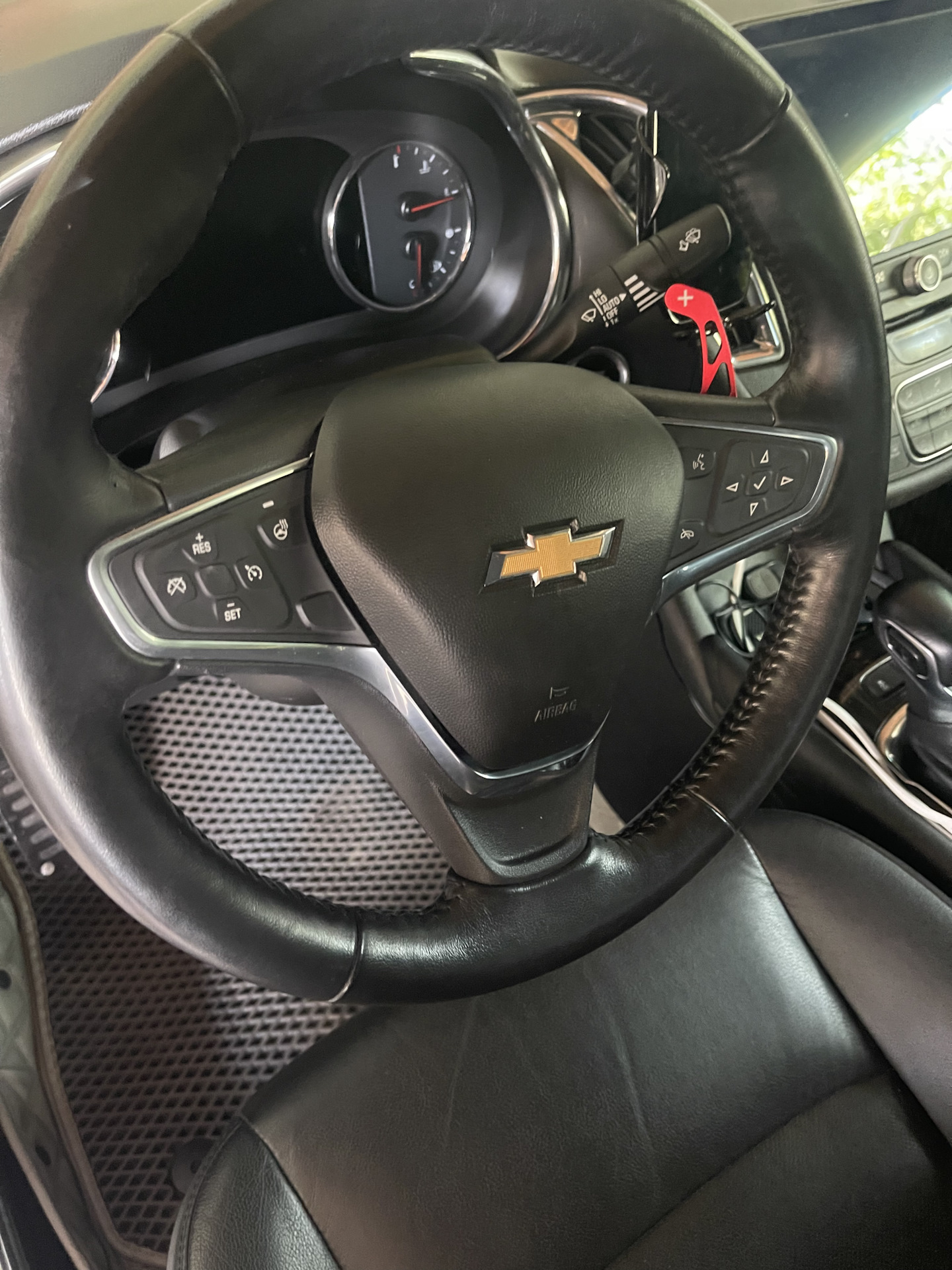 ️Запись № 250. Установил подрулевые лепестки на Шевроле Малибу ...