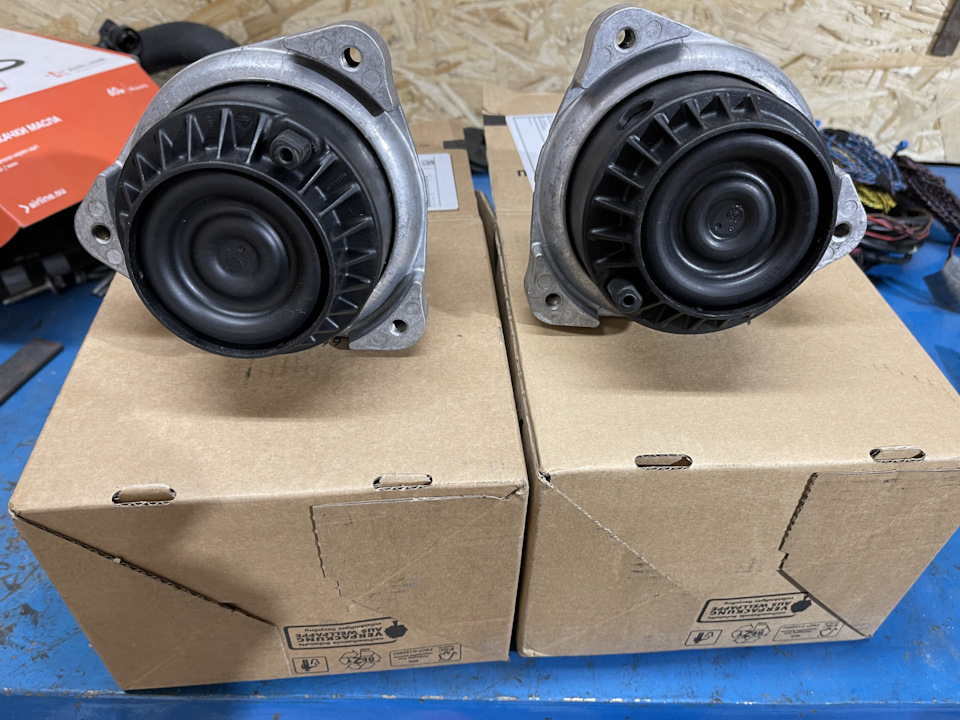 Подушки мотора и чуть подвески — BMW 5 series (F10), 3 л, 2011 года ...