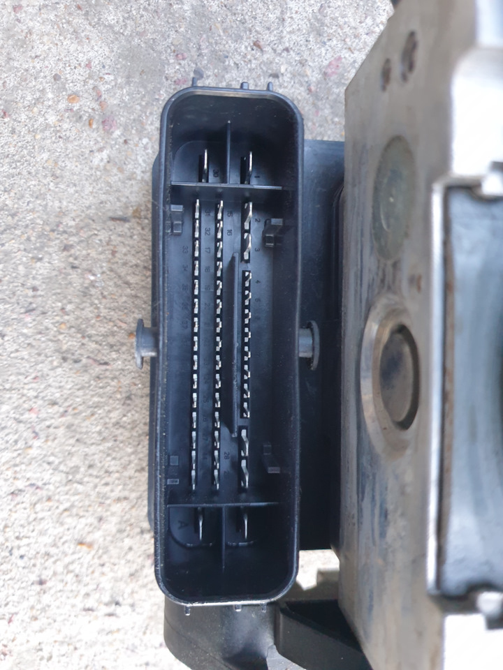 Блок ABS ESP ESC на Volkswagen Golf Mk7, Skoda Octavia A7 Mk3. Б/у | 2 ...