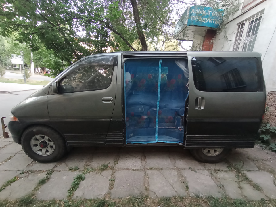 Антимоскитные сетки в автомобиль — Toyota Granvia, 3 л, 1996 года ...