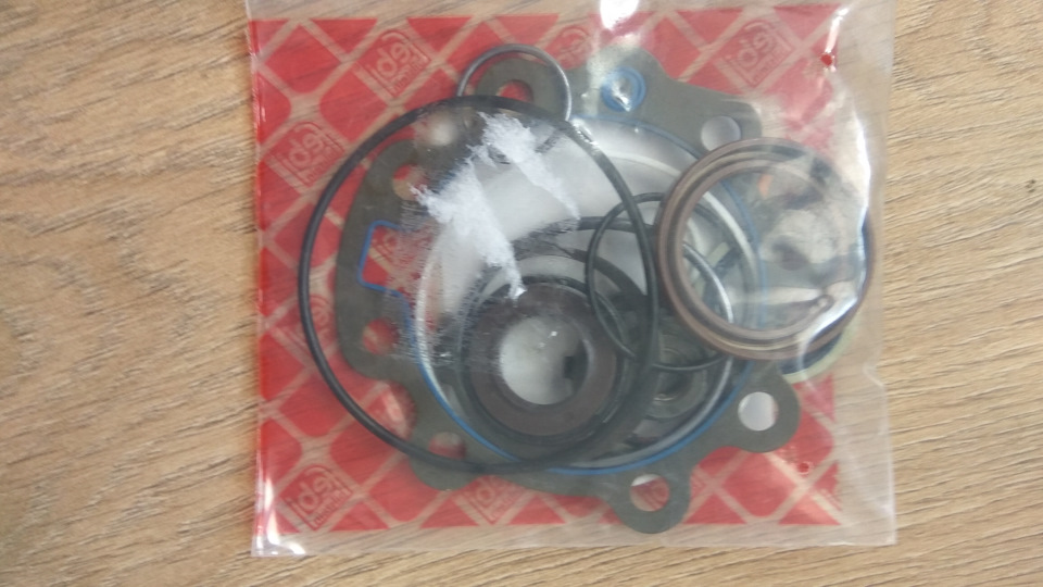 Ремкомплект рулевой машинки — Mercedes-Benz S-Class (W140), 3,2 л, 1993 ...