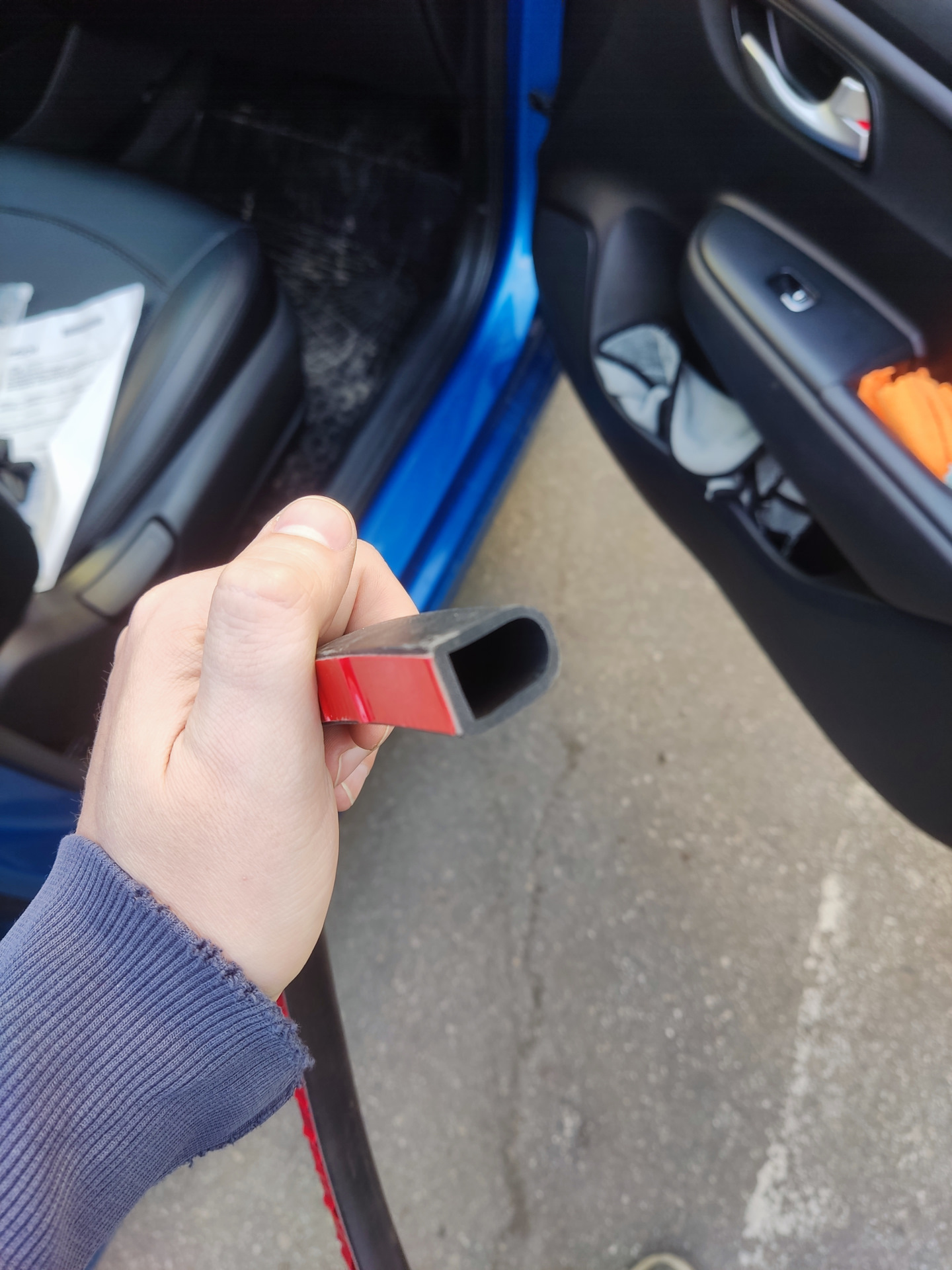 Замена уплотнителя капота — KIA Rio (4G), 1,6 л, 2019 года | своими ...