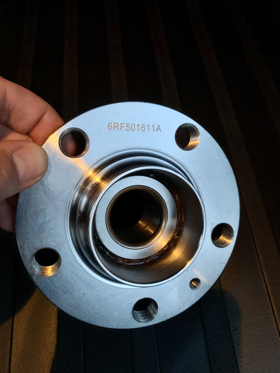 Задняя ступица — Volkswagen Polo liftback, 1,4 л, 2022 года | запчасти ...