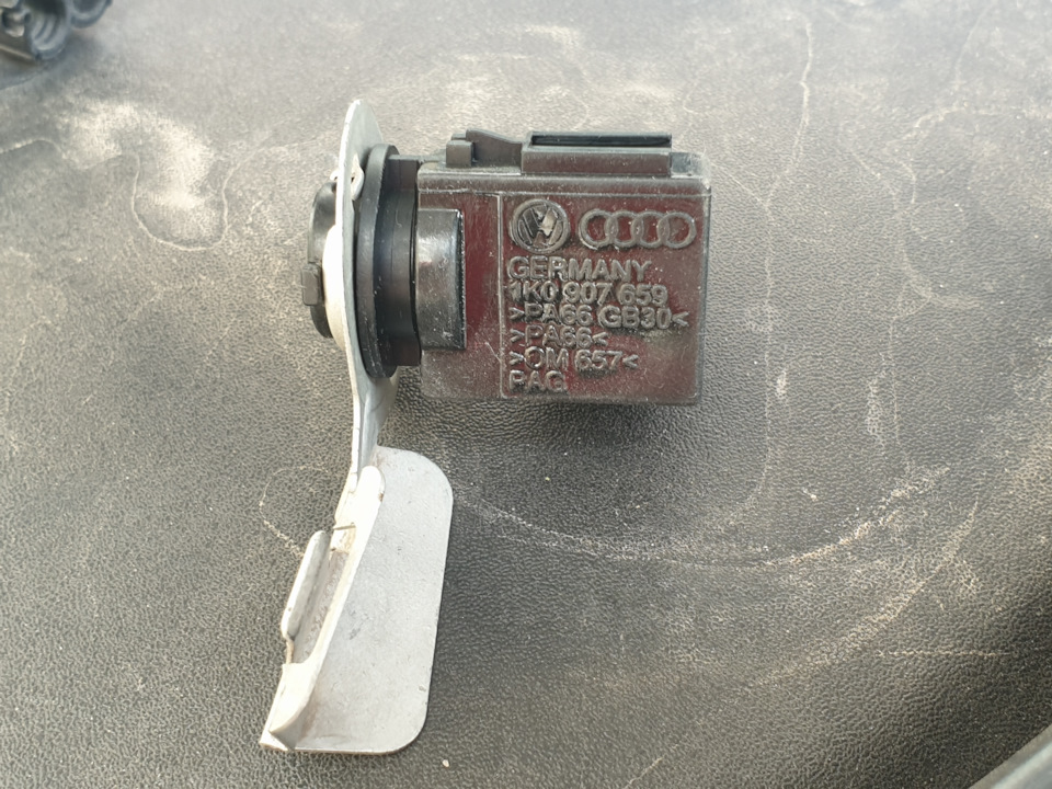 Датчик качества воздуха G238, 1K0907659 — Volkswagen Passat B6, 1,8 л ...