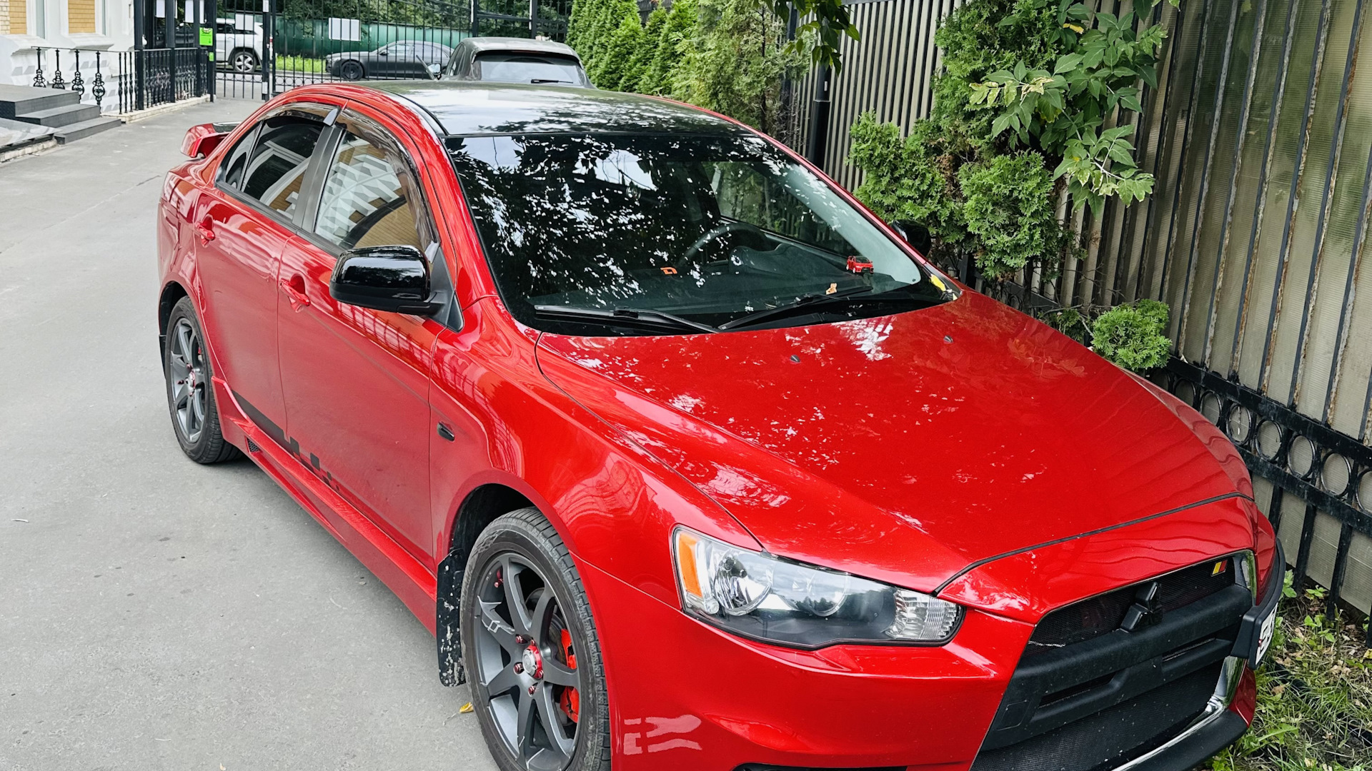 Mitsubishi Lancer X 1.8 бензиновый 2011 | RED на DRIVE2