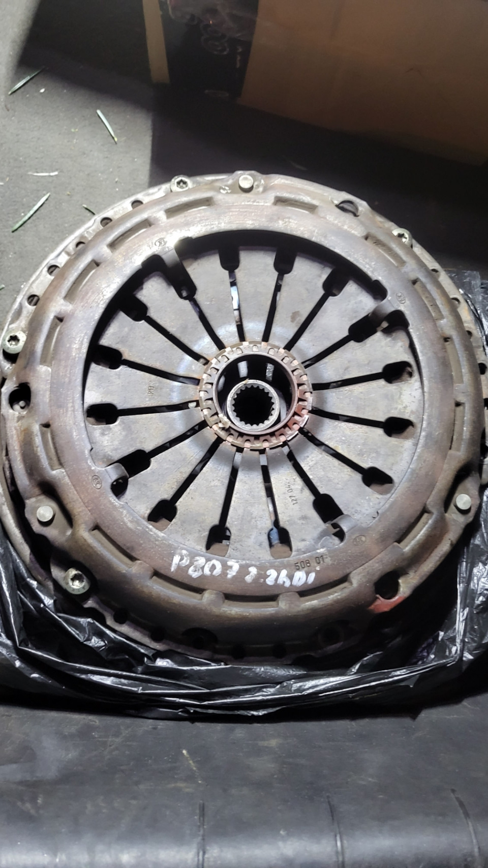 Часть 7 Сцепление, мелочи — Peugeot 607, 2,2 л, 2001 года | поломка ...