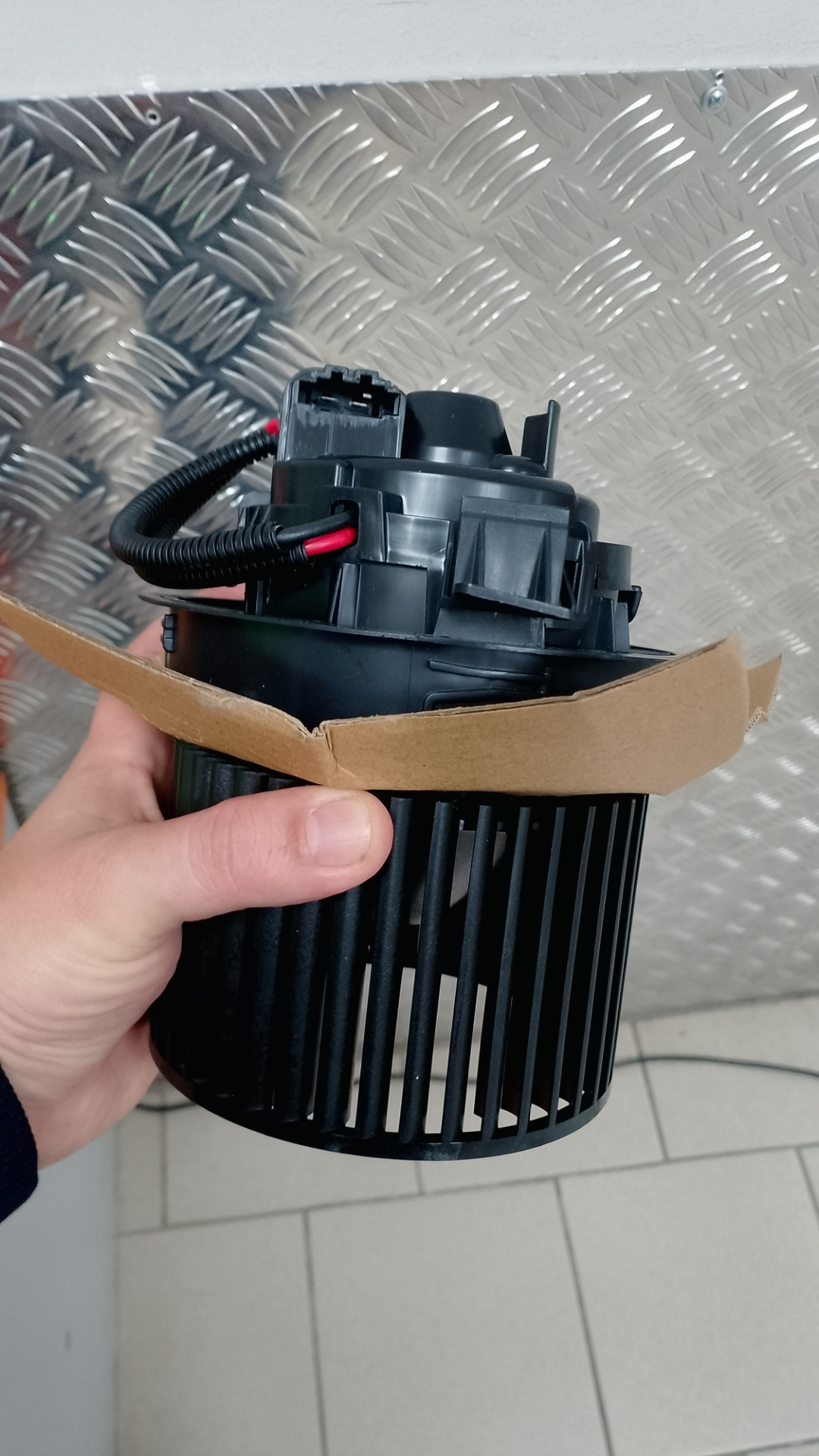 Лайфхак по замене моторчика печки. Мясо и жесть. Слабонервным и ...