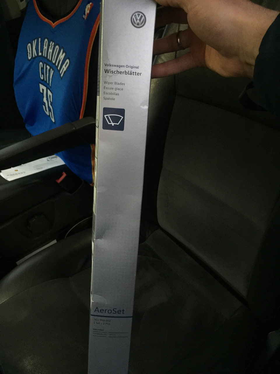 7E1998002 Комплект щеток стеклоочистителя / VW Amarok, Transporter 12 ...