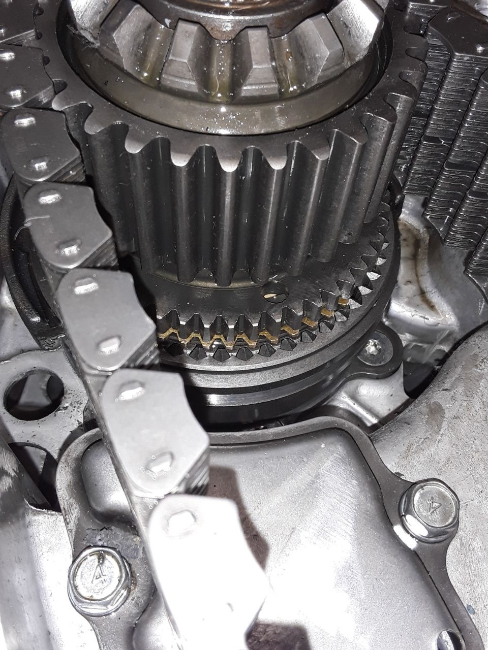 L200 широкая цепь в раздатку — Mitsubishi L200 (4G), 2,5 л, 2011 года ...