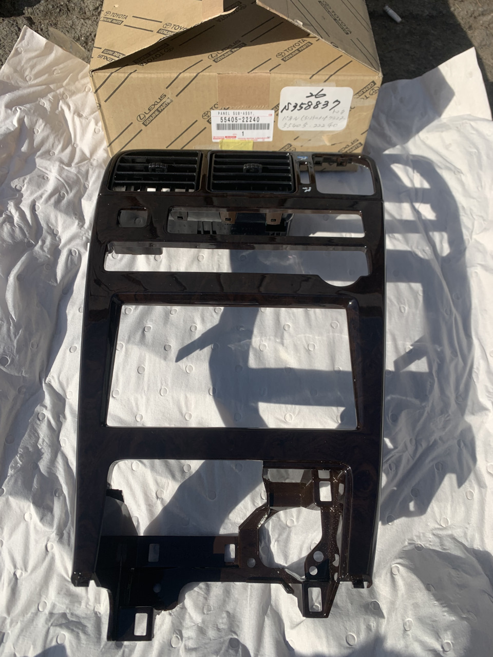 5540522240 Центральная консоль TOYOTA LEXUS | Запчасти на DRIVE2