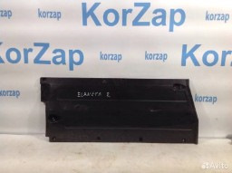 Защита днища правая — Hyundai Elantra (6G), 2 л., 2018 года | запчасти ...