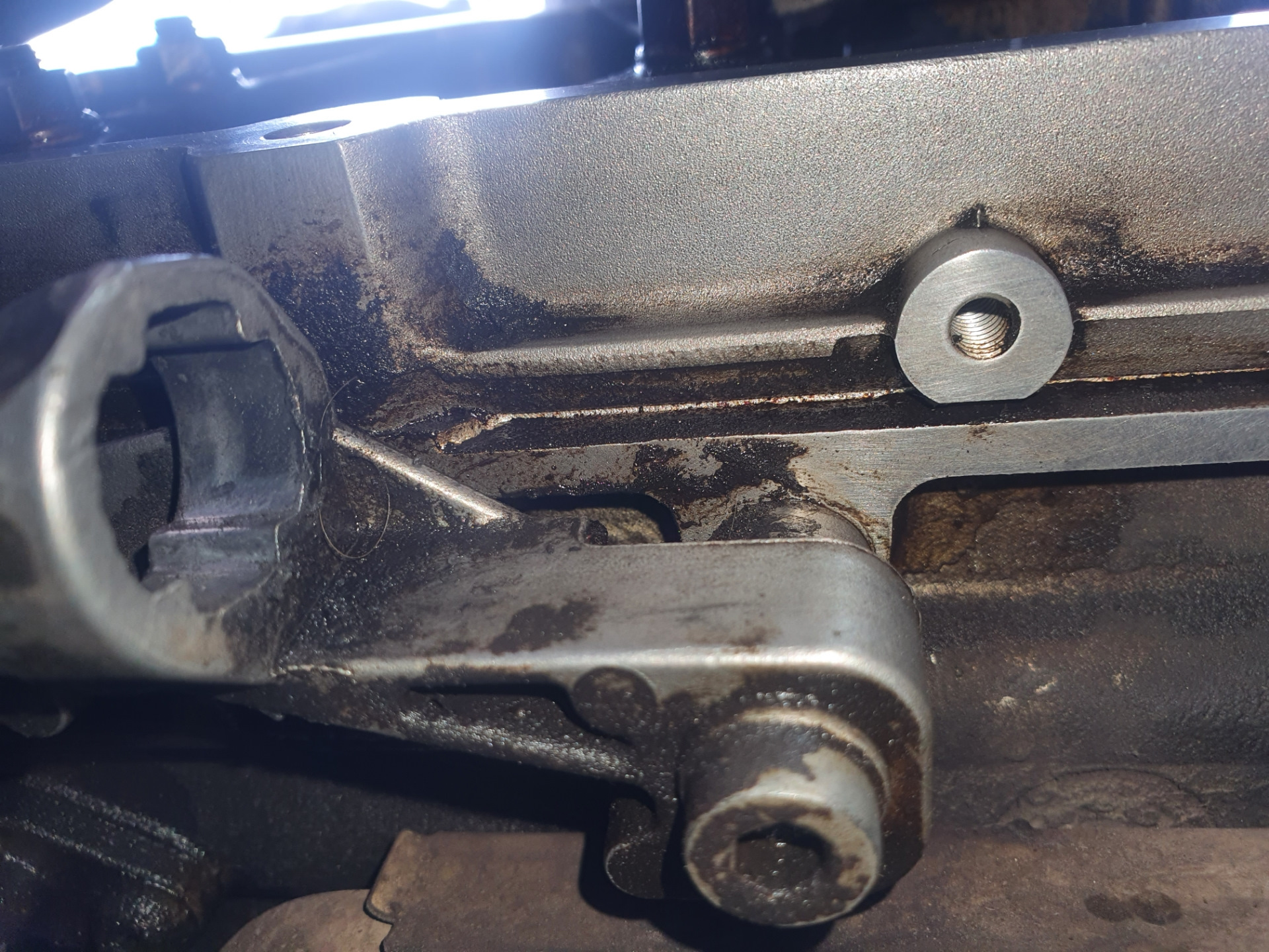 Замена прокладки клапанной крышки (исправляем косяки) — Volkswagen Golf ...