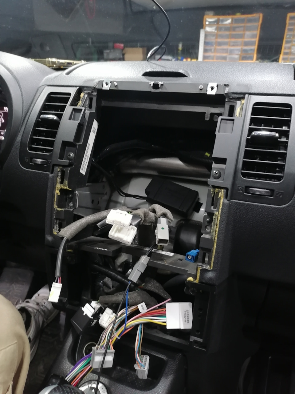 Мультимедиа — Nissan X-Trail II (t31), 2,5 л, 2014 года | автозвук | DRIVE2