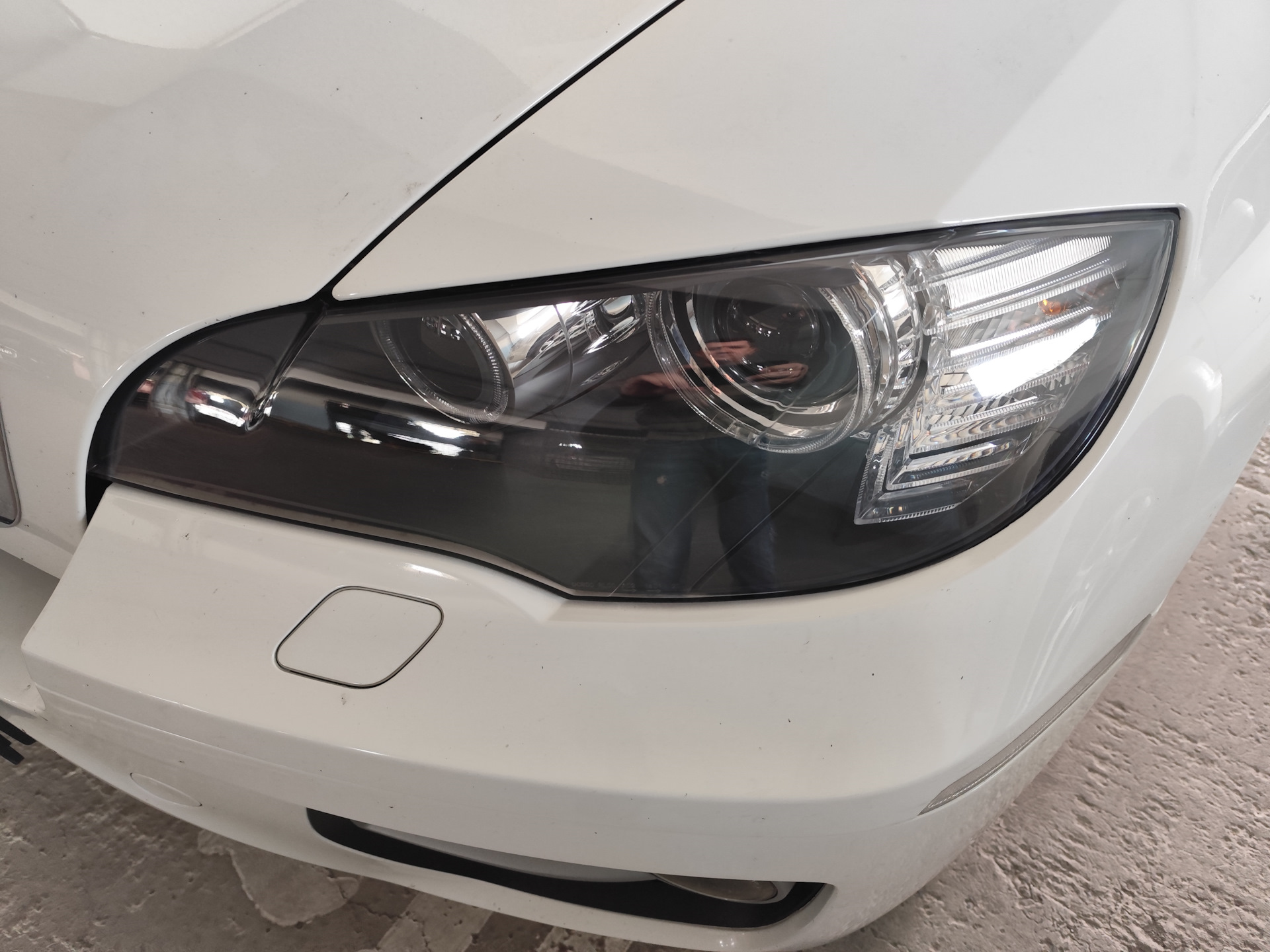 Замена стекол фар и установка bi led линз — BMW X6 (E71/E72), 3 л, 2012 года | тюнинг | DRIVE2