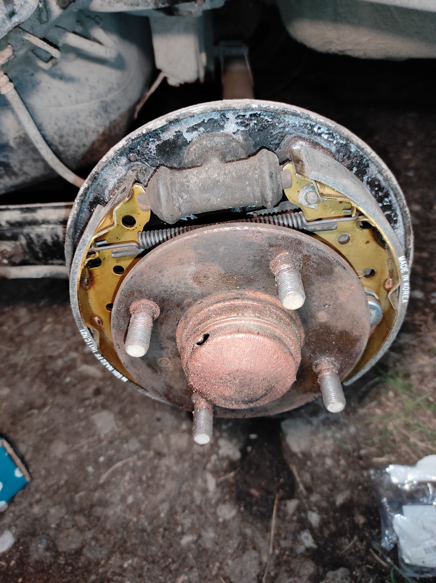 33) Замена задних стоек, задних колодок. 171200км — Nissan Almera ...