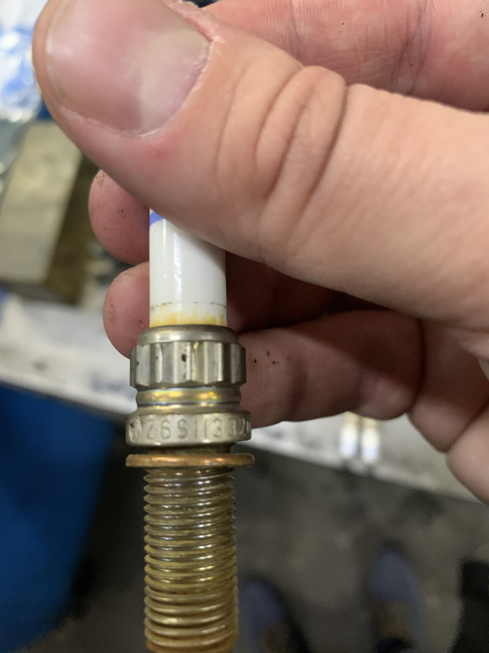 Замена свечей — Mercedes-Benz E-Class (W212), 3,5 л, 2014 года ...