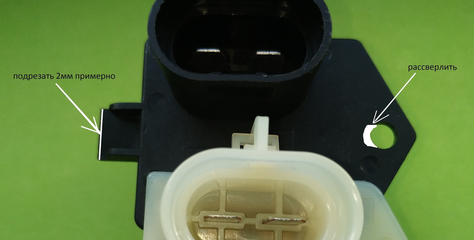 Замена резистора вентилятора охлаждения двигателя — Lancia Delta III, 1 ...