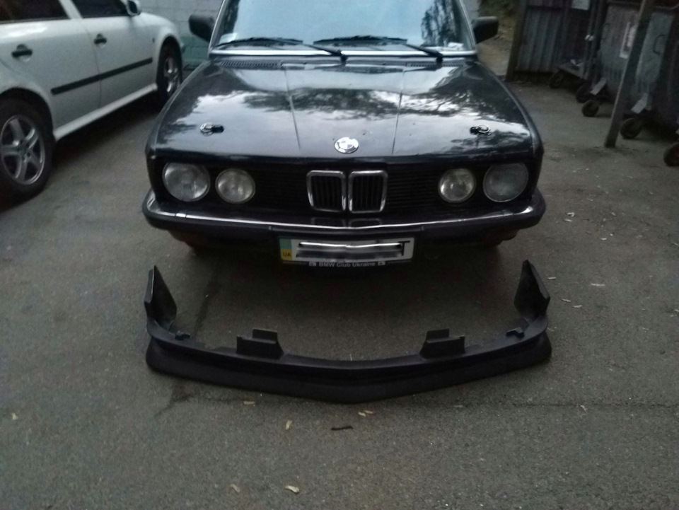 Губа Zender. — BMW 5 series (E28), 3 л, 1986 года | стайлинг | DRIVE2