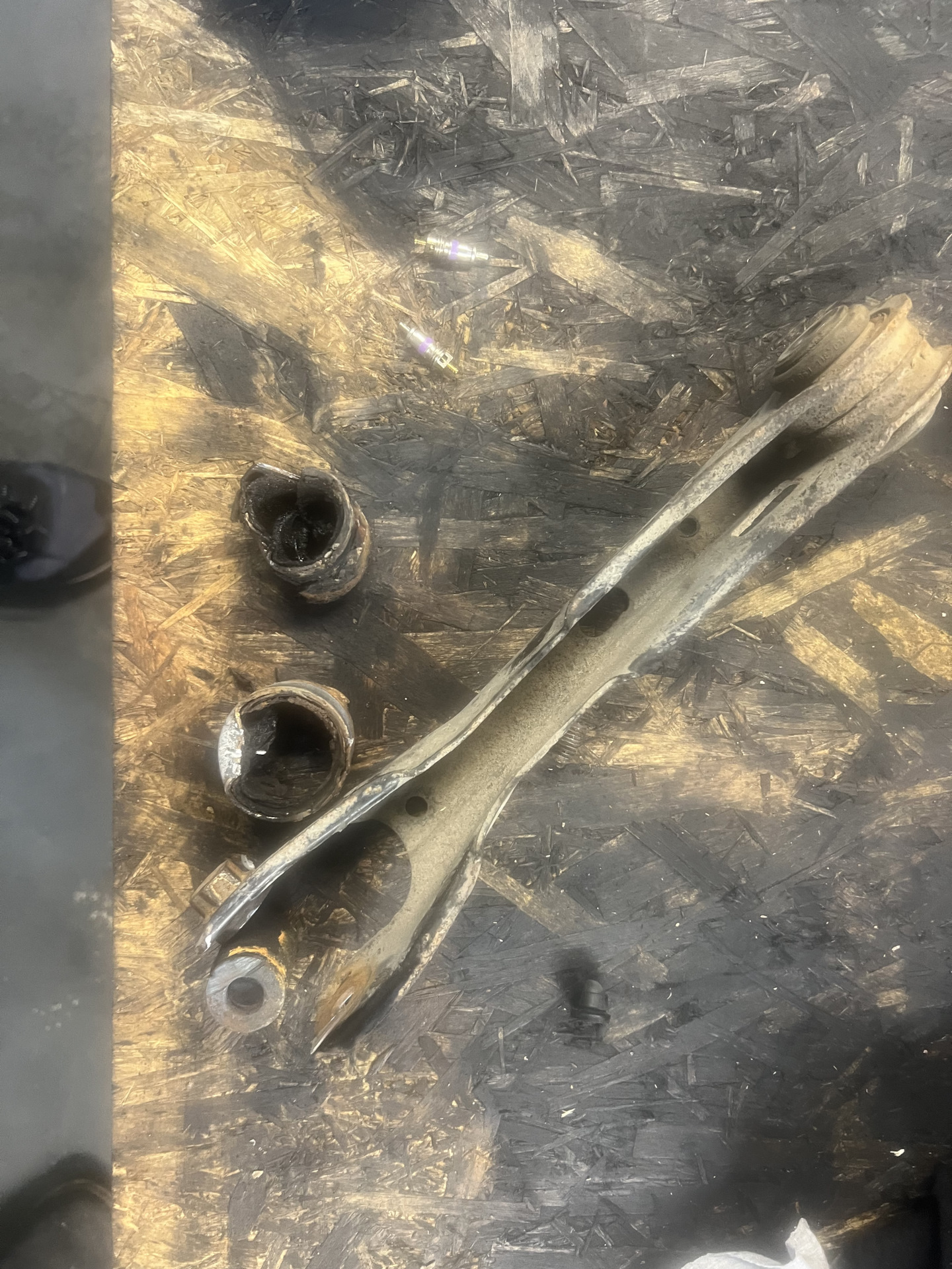 Заданий рычаг — BMW X1 (E84), 2 л, 2010 года | визит на сервис | DRIVE2