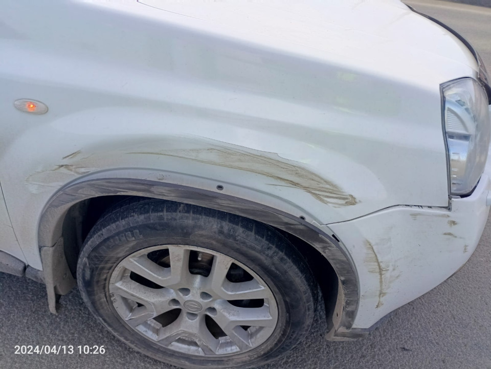 Беда, шоркнули крыло — Nissan X-Trail II (t31), 2 л, 2014 года | ДТП ...